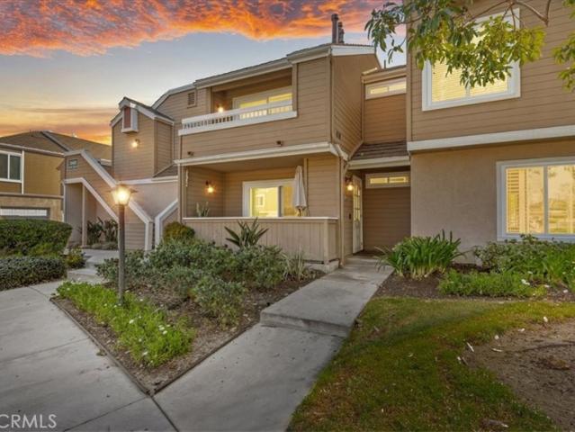 10450 E Briar Oaks Dr, Unit B, Stanton, CA 90680 | MLS #DW26051 | Compass