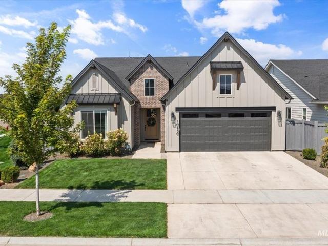10450 Loneleaf Dr, Nampa, ID 83687