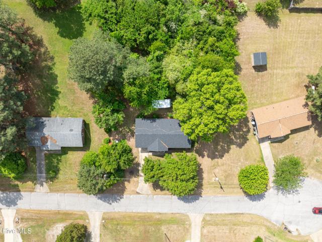 10452 Village Heights