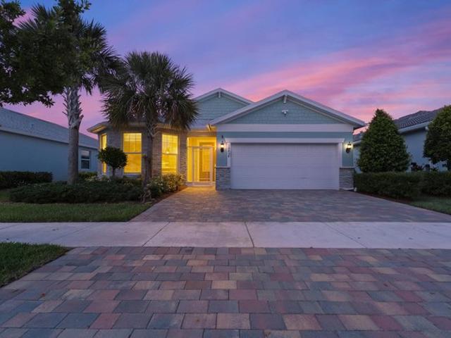 10454 SW Captiva Dr, Port Saint Lucie, FL 34987