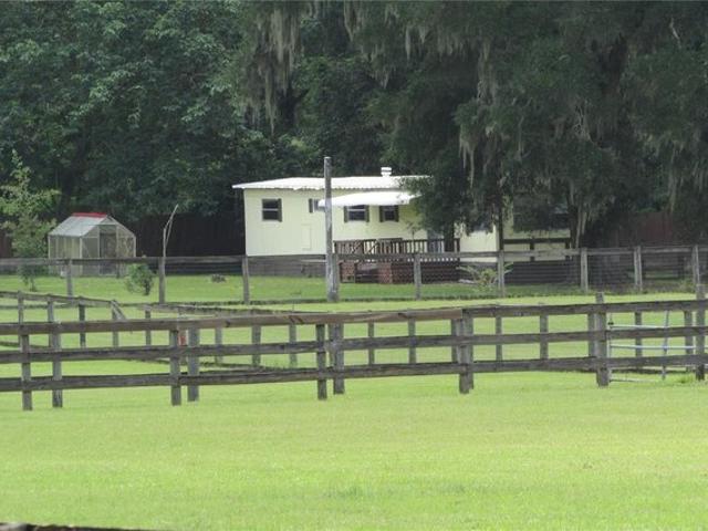 10455 NW Gainesville Rd, Ocala, FL 34482