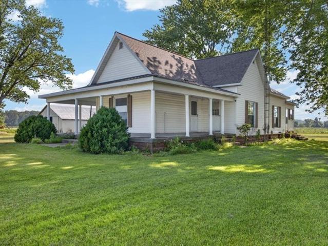 10456 N 50 Rd E, Plainville, IN 47568