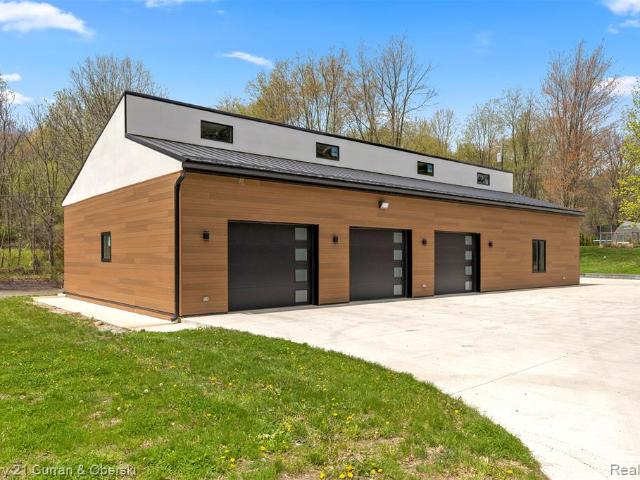 10459 Hyne Road