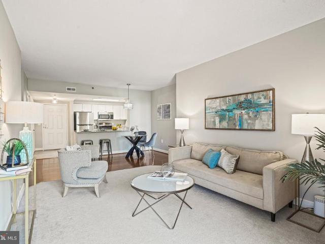 1045 N Utah Street # 2 608