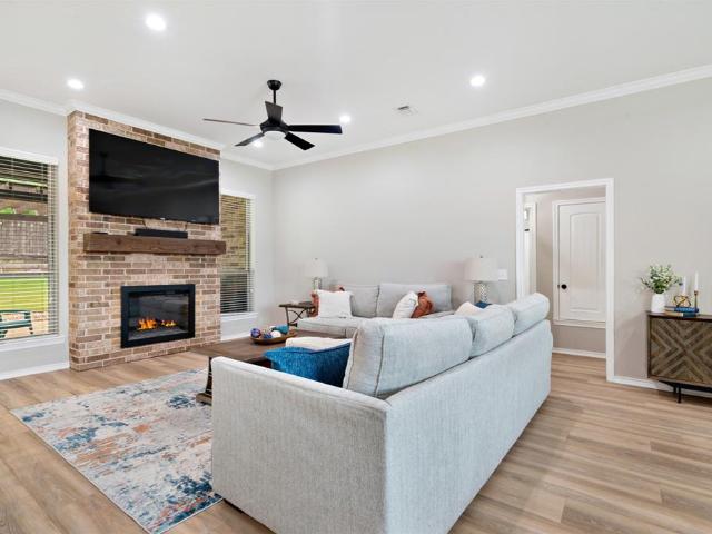 1045 Addison