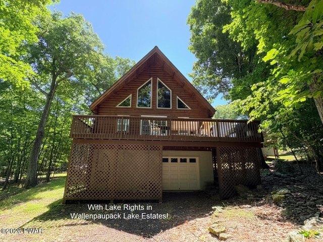 1045 Bear Trail Rd, Lake Ariel, PA 18436
