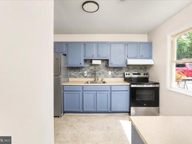 1045 C9 S Main Street # C 9
