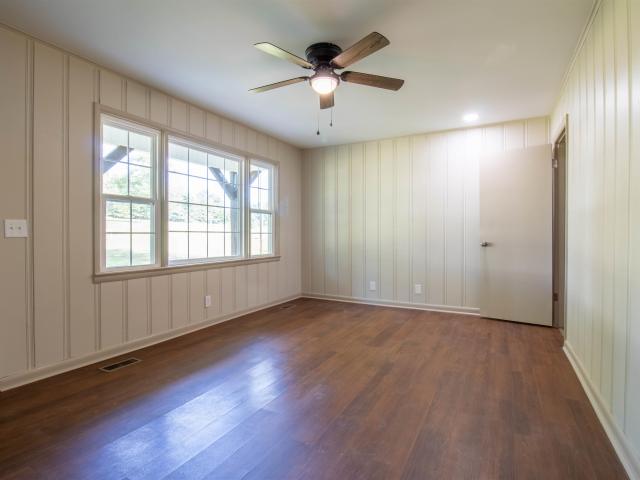 1045 Co Rd 852