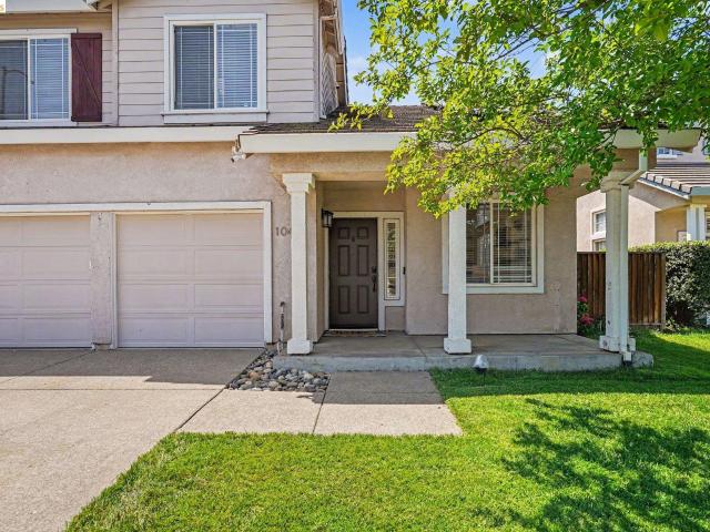 1045 Dawn Ct