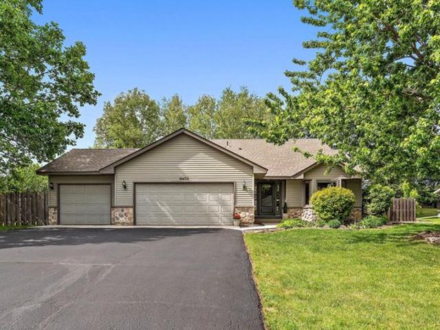 1045 st NE, Albertville, MN 55301