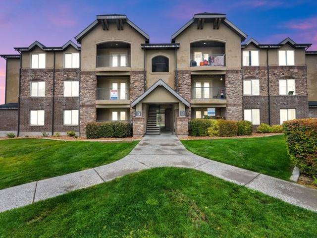1045 S 1700 W Apt 311, Payson, UT 84651