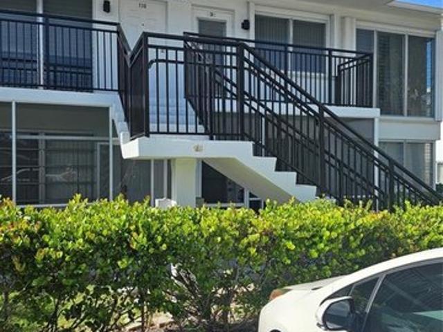1045 SE 15th St Apt 13C, Fort Lauderdale, FL 33316