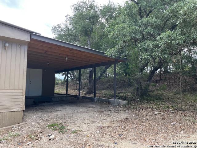 1045 Sequoia