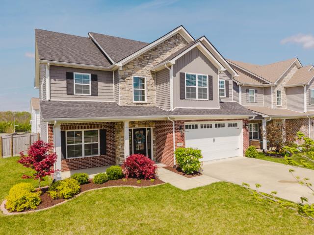 1045 Squirrel Nest Lane