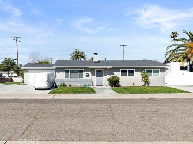 1045 W Sycamore Ave, Orange, CA 92868