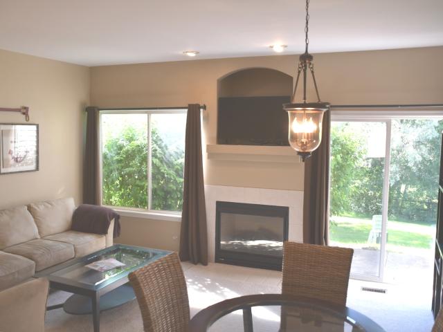 1045 Woodview Court