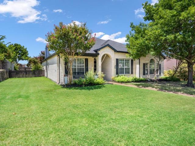 1045 Woodhaven Circle