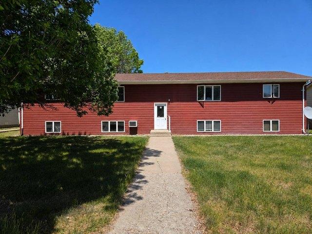 1045 15th St SW, Sidney, MT 59270