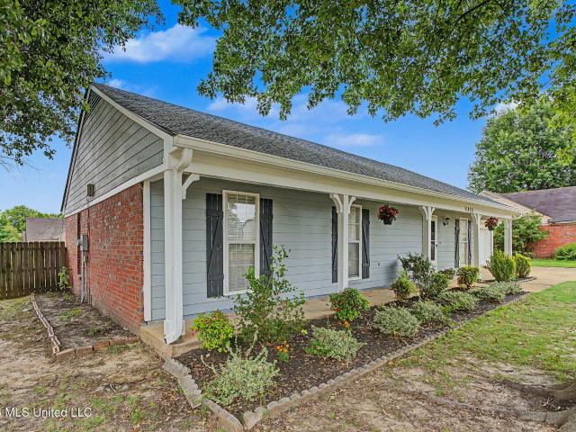 10460 Courtney Cove