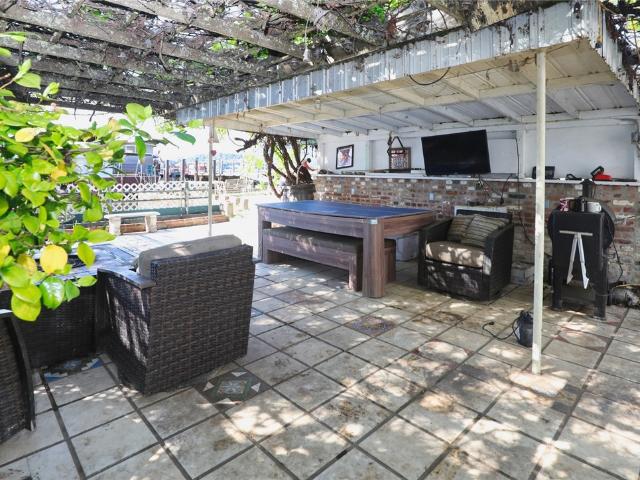 10465 E Highway 20