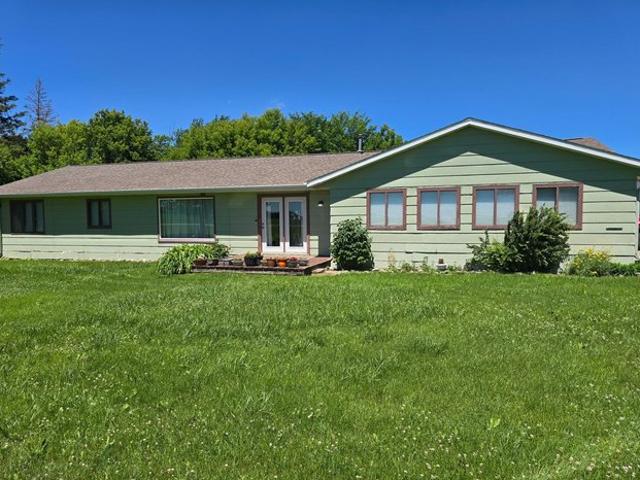 10466 County Highway 18, Ulen, MN 56585