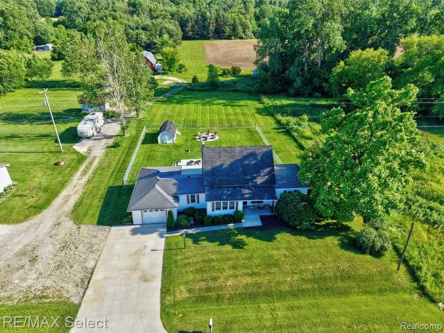 10469 w pierson road