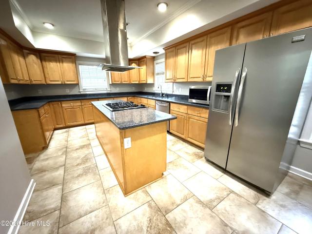 1046 Mockingbird Road