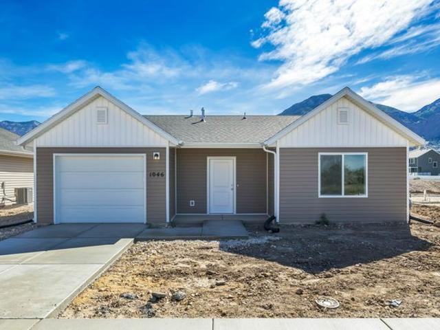 1046 N Summit View Dr W Unit 20, Harrisville, UT 84404