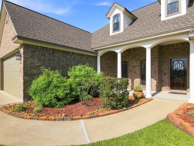 1046 Cardinal Drive