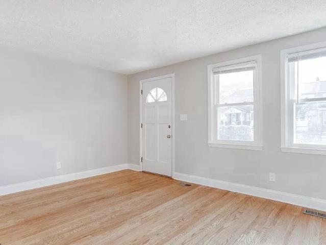 1046 Elm Road