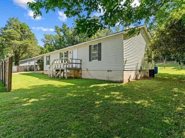 1046 Factory St, Dalton, GA 30720