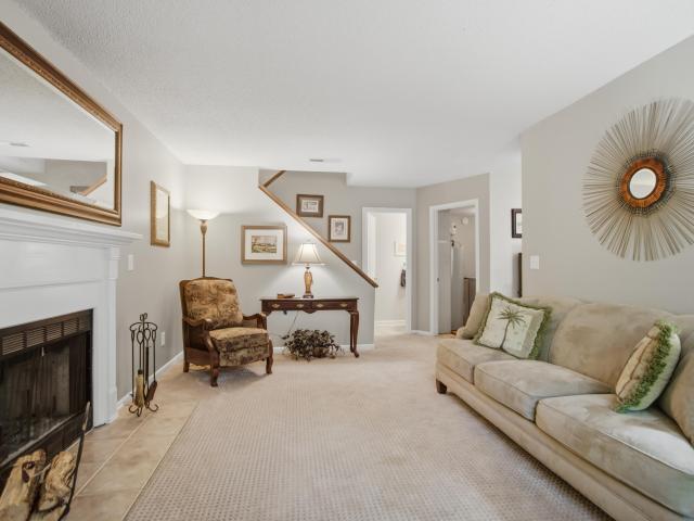 1046 Planters Place 1046