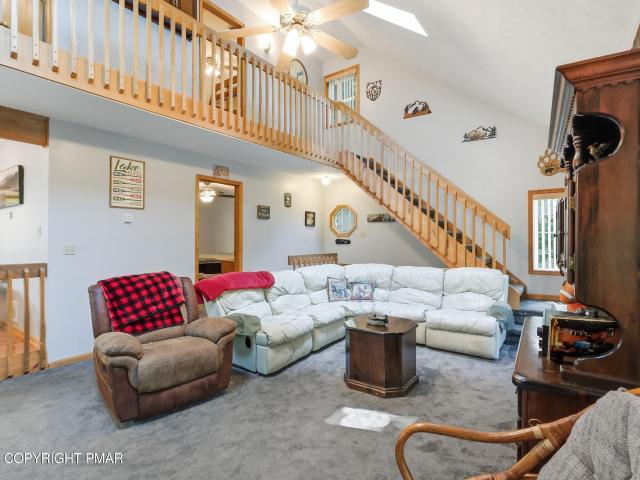 1046 Rainbow Drive