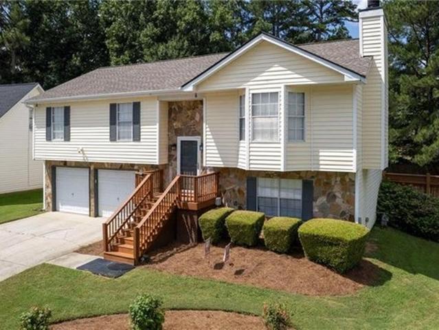 1046 Redan Trce, Stone Mountain, GA 30088