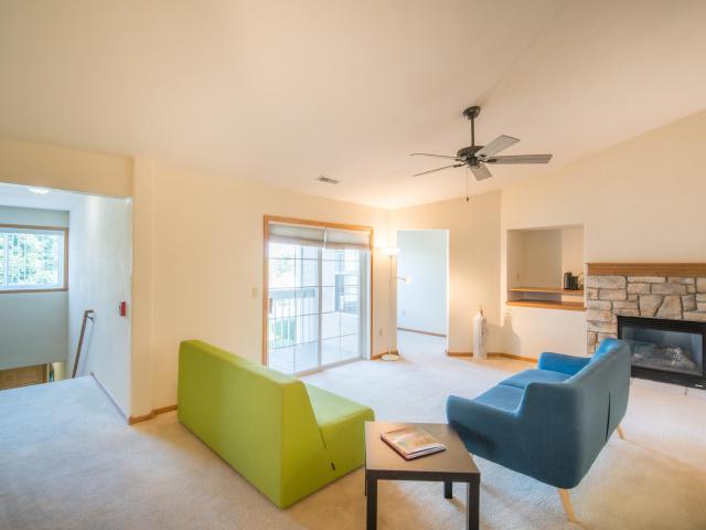 1046 River Place Blvd, Unit 8