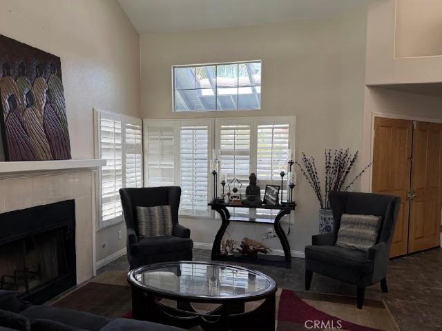 1046 S Mountcrest Court