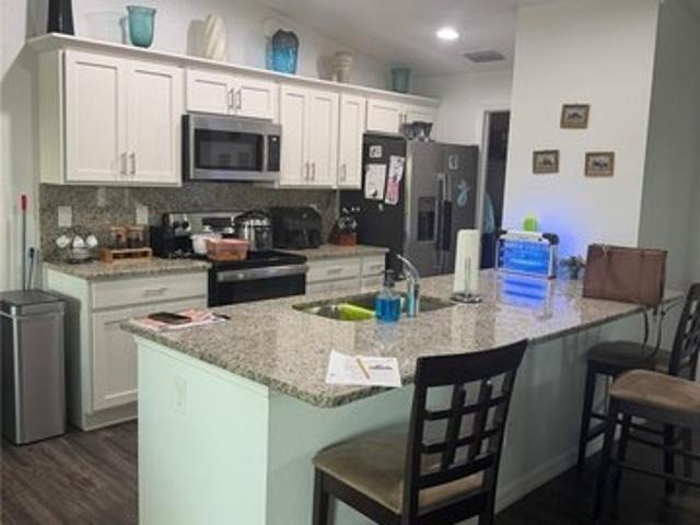 1046 Saturn Ct, Labelle, FL 33935
