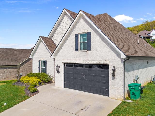 1046 Westland Creek Blvd