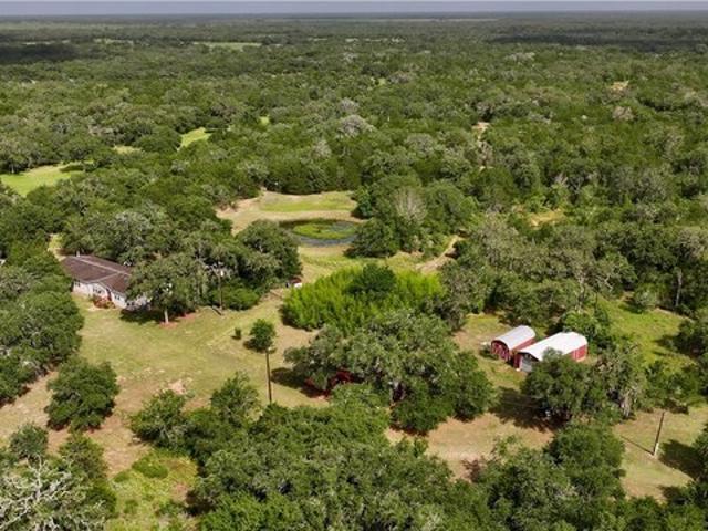 10473 County Road 15, Hallettsville, TX 77964