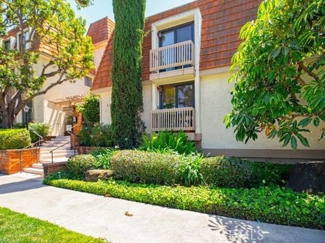 10470 Riverside Dr Unit 102, Toluca Lake, CA 91602