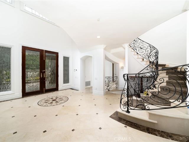 10472 Villa Del Cerro