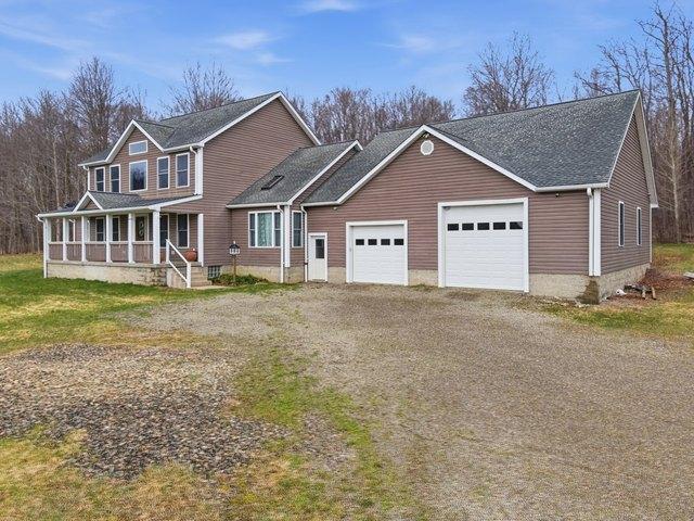 10474 Sampson Rd, Greene, PA 16441
