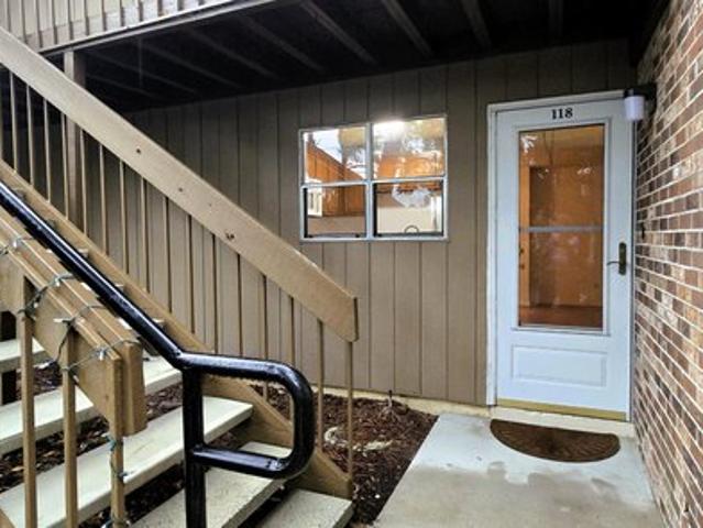 10475 Carrollbrook Cir Apt 118, Tampa, FL 33618