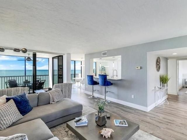 10475 Gulf Shore Dr #144, Naples, FL 34108