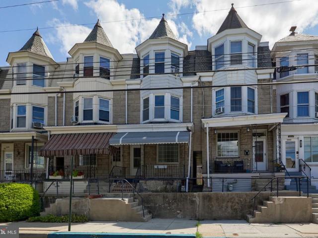1047 N Front Street