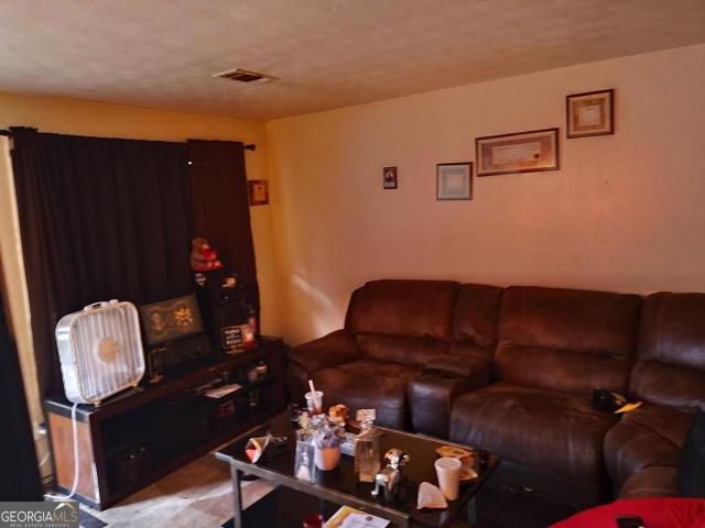 1047 Amber Drive