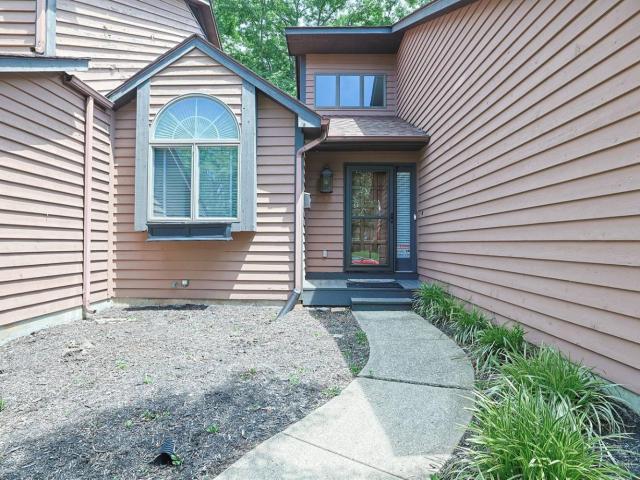 1047 Golfview Road