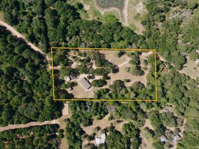 1047 Jim Bob Ln, New Ulm, TX 78950