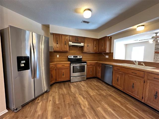 1047 Private Road 3022