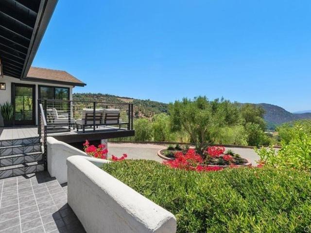 10483 Couser Way, Valley Center, CA 92082